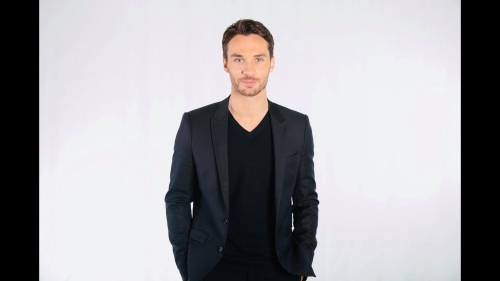 LE JOURNALISTE DE LA RTBF LAURENT MATHIEU: FIER DE CHARLEROI ! - Ca ...