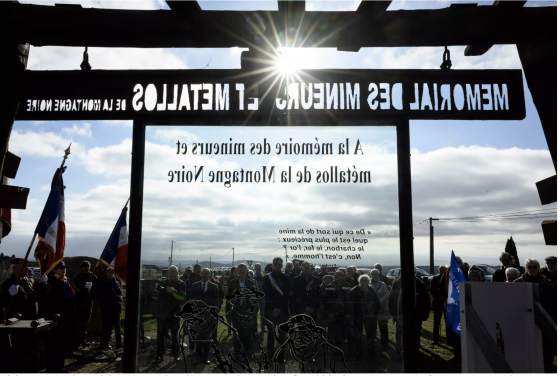 "Shayt iz toyt" : "Le silence, c'est la mort, en yiddish. - Musique et ...