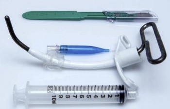 Coniotomie: Un nouveau set : Médecine tactique CITERA 69 - Baron ...