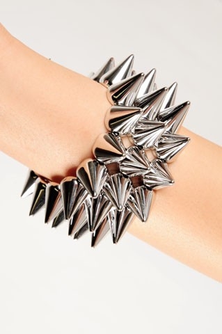 Spike Cuffs : Fashion Therapy
