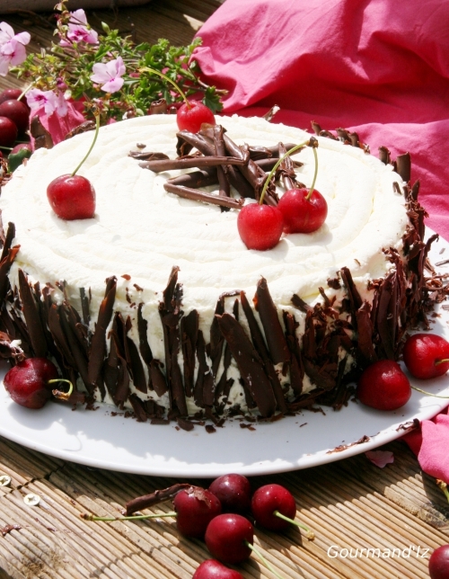L'Esprit de la forêt, entremets comme une forêt noire : Gourmand'Iz