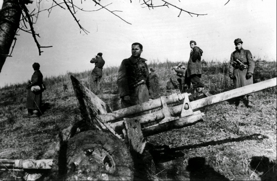 Léon Degrelle, SS et catholique ! - Dernier Carré "Léon Degrelle"