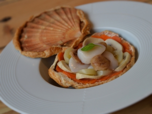 Saint-Jacques lutée aux petits légumes du chef Philippe Nonet, auberge ...